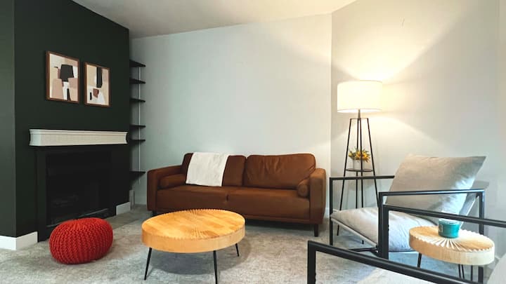 Cozy Condo Close To Uofa, Hospitals, & Attractions - Tucson, AZ