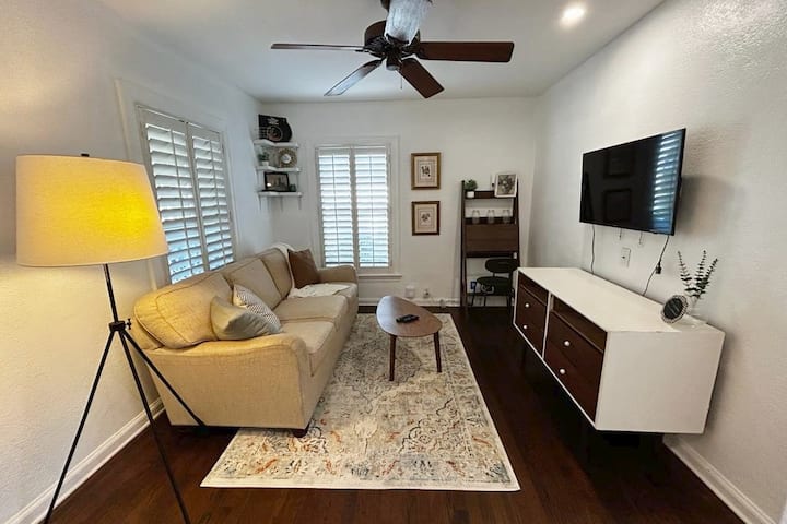 Cozy College Park Cottage - Winter Park, FL