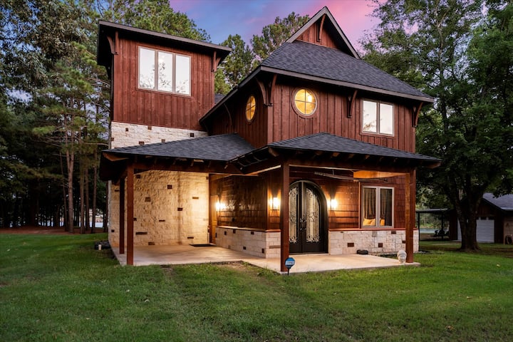 Luxury Lakeside Cabin, 3+ Acres - Splash Pad, Pittsburg