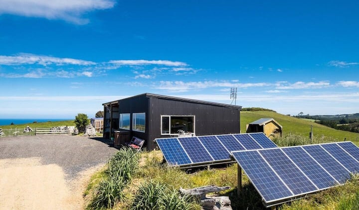 Cozy Off-grid Sleepout With Stunning Views - Brighton