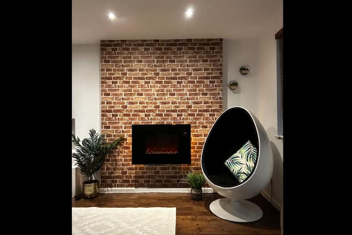 A Stones Throw From The Beach! - Barrow-in-Furness