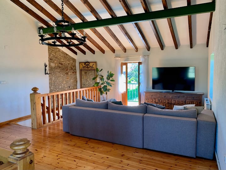 Casona Cántabra En Laredo - Colindres