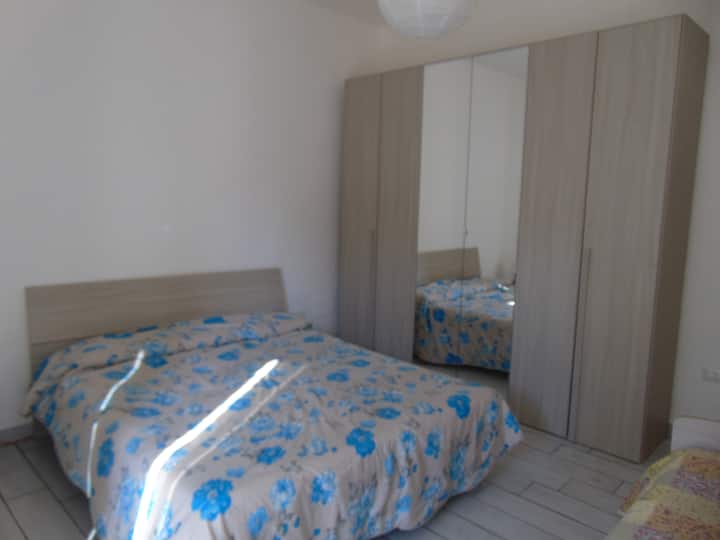 Appartamento Con 2 Camere Da Letto - Livorno