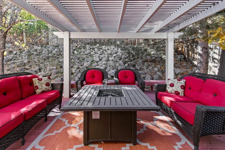 Kick Back And Relax! - Reno, NV