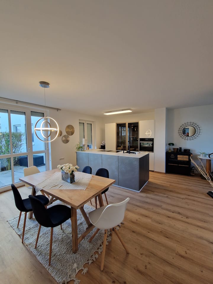 Newworkcenter "Luxury Sea Loft" - Linz