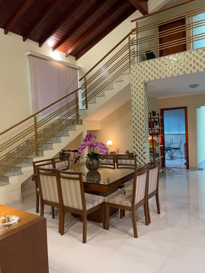 Casa Amarela - Sobrado Em Brotas - Brotas