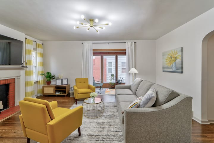 3 Blocks From The University Of Evansville - Evansville, IN