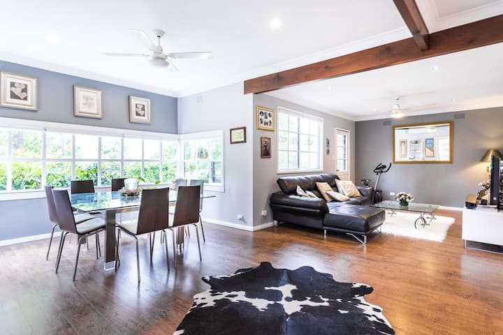 Bright, Spacious Home - Great Location In Box Hill - Forest Hill