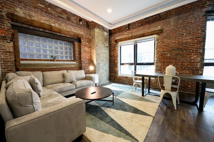 Roomy 4bed Loft | Family Friendly - Boston, MA