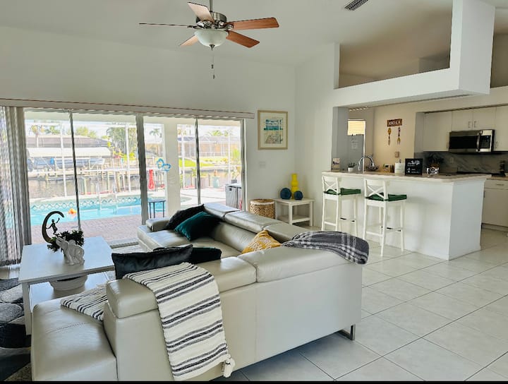 Home Away From Home - Cabo Coral