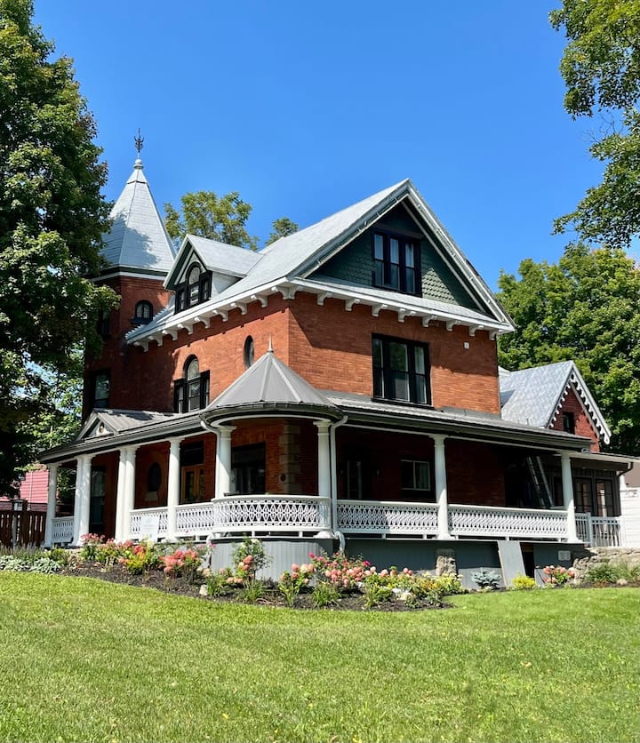 Maple & Rose Luxury Accommodation In Merrickville - Smiths Falls