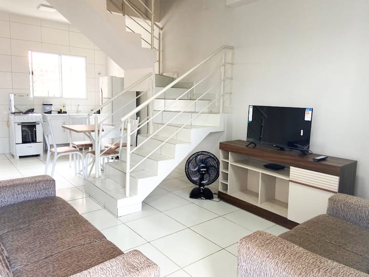 Casa Em Condomínio Com Churrasqueira - Presidente Prudente