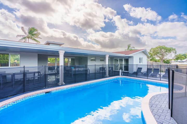 Brand New 5 Bedrm/5 Bths- Pool Home - Fll/mia! - Miramar, FL