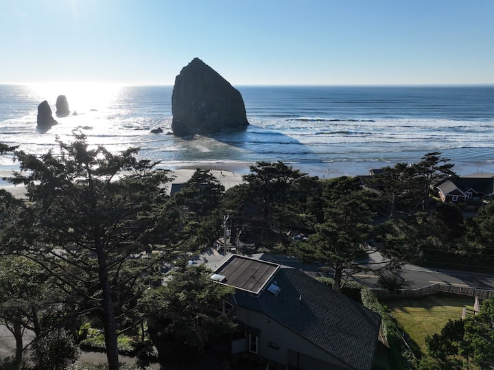 Goondocks - Cannon Beach, OR