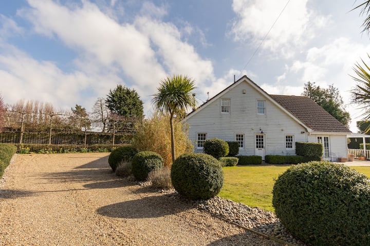 Lampland House, Walk To The Beach, Sea Views - Walberswick