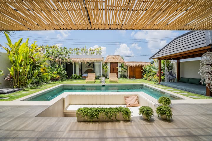 The Orange Sky - 3br Pool Villa In Kerobokan - Bali