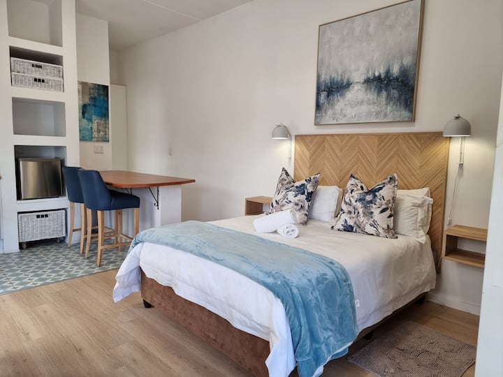 @ 5 On Lincoln - Parklands