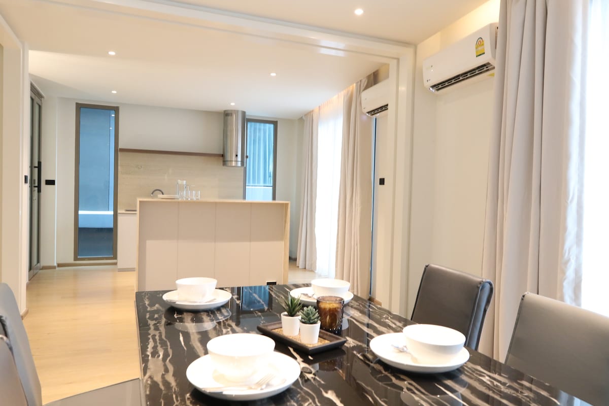 Casa Del Toro / 2 張雙人床 / 電梯 / 日出 5 - Khet Ratchathewi的古巴式家庭旅館 出租, Krung ...