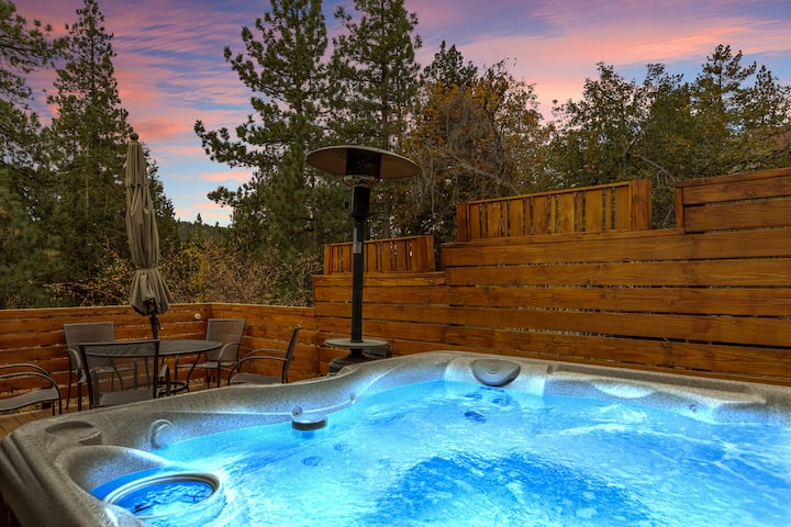Silver Linings+hot Tub+pet Friendly+ev+moonridge - Big Bear Lake, CA