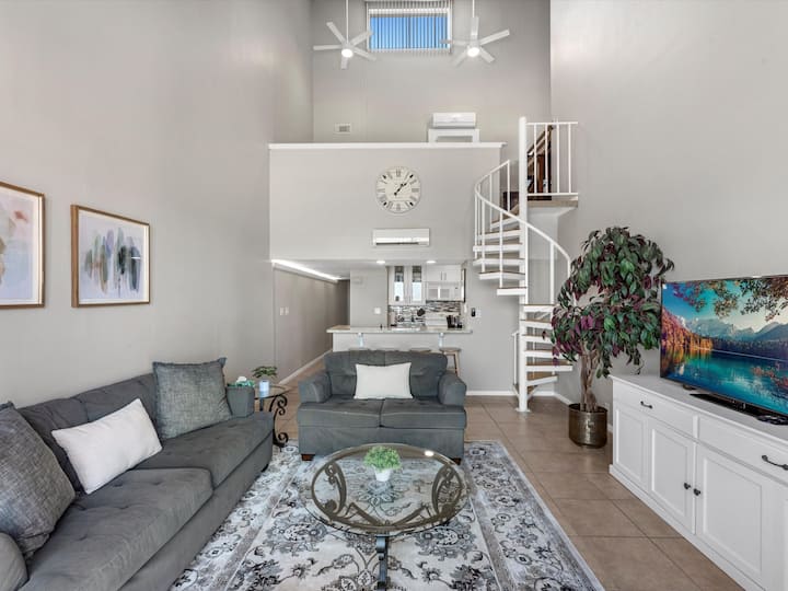 Lakeshore Condo - Conroe, TX