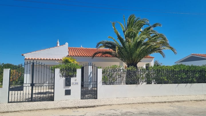 Casa Flora: Profiter La Plage/ Vivant La Campagne! - Aljezur