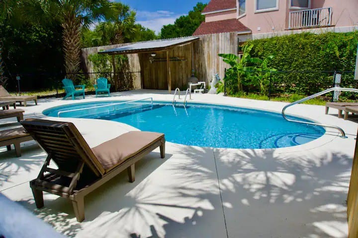 Beach House W/ Pool Blocks From The Ocean - Surfside Beach, SC
