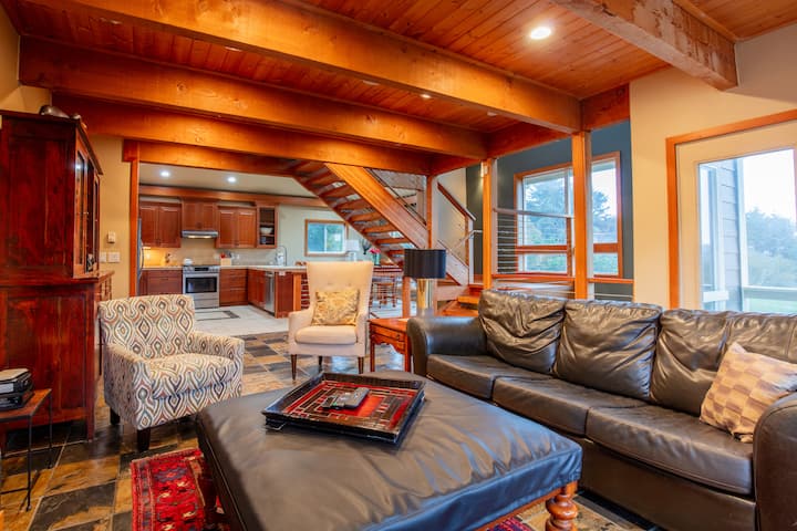 Love The Beach! Love Golf! Home To The Hot Tub! - Bandon