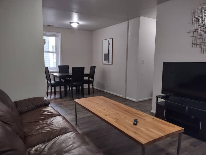 Cozy Work-from-home Apartment - Edgewater Beach - Chicago