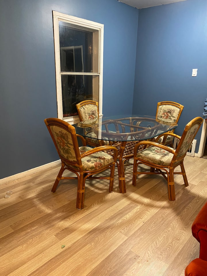 Enjoy Your Stay Chez Albert - Pointe-Claire