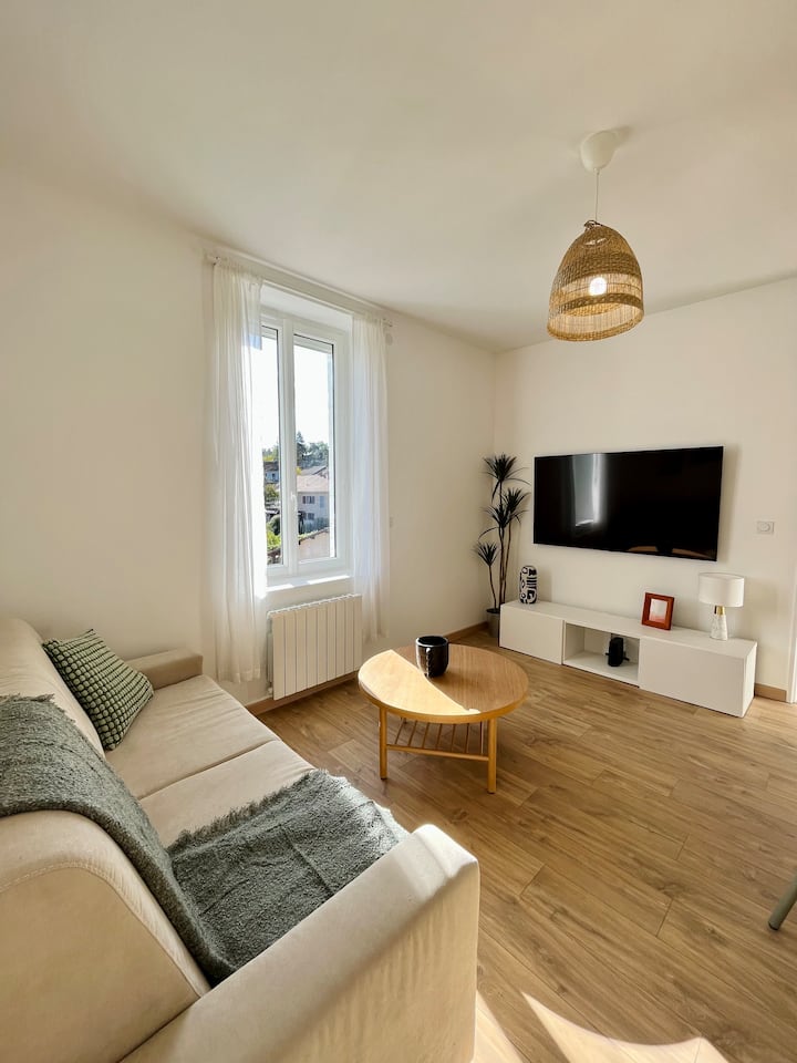 Appartement Cocon T3 Parking - L'Isle-d'Abeau