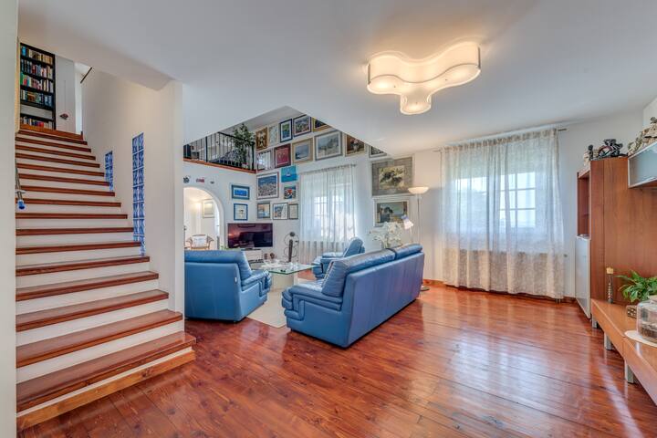 Villa Heni, Spacious Garden, Amazing Views - Split