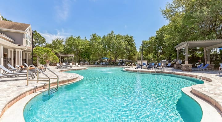 Stunning Tallahassee 1br/1ba! - Tallahassee, FL