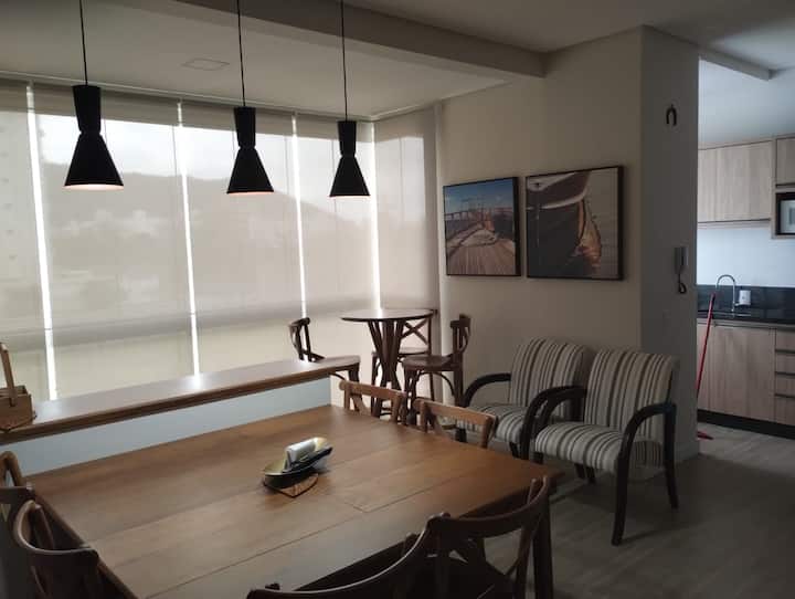 Apartamento Em Palmas 150metros Do Mar, C/ Piscina - Governador Celso Ramos