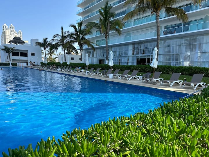 Torre Peninsula Con Playa En Cerritos Mazatlán - Mazatlán
