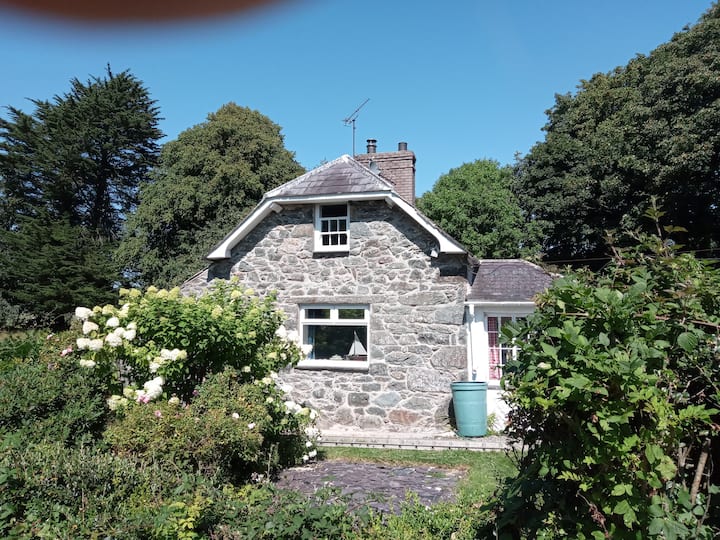 Beautiful Welsh Country Cottage - Llŷn Peninsula