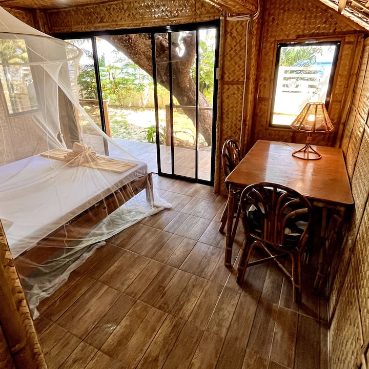 Mango Bungalow - Puerto Galera