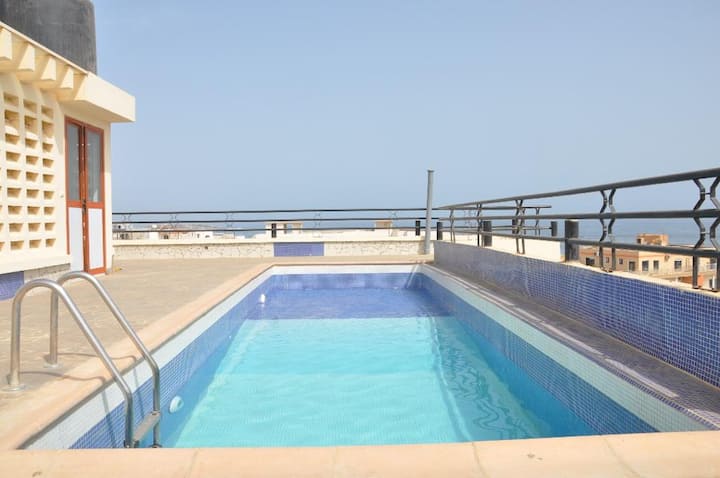 Appartement  Sur Virage Avec Piscine - Dakar