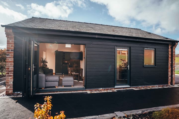 Peace & Luxury In Our Cosy Cottage In Mid-wales - Kerry