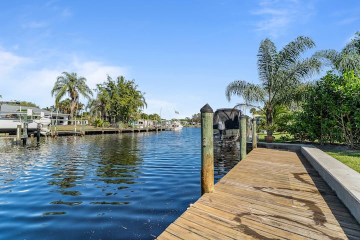 Waterfront Paradise - Jensen Beach, FL
