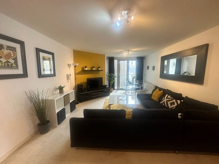 The Drake Apartment - Plymouth