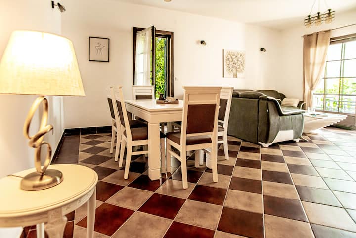 Апартаменты Шанталь - Montenegro