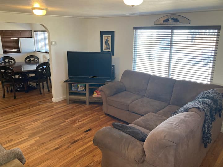 Your Colorado Hub Cozy Ranch Near Rockies - Thornton, CO