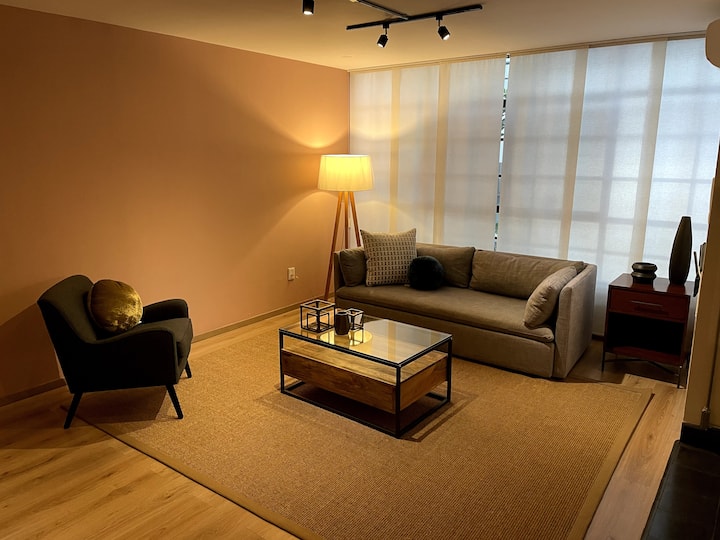 Departamento Moderno  2c Con Excelente Ubicación. - León