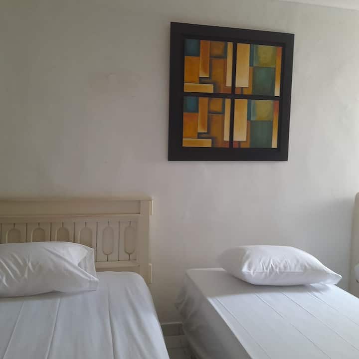 Habitación Una A Cinco Personas - Soledad