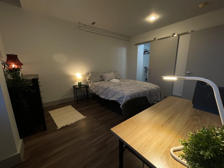 Apartment In Kansas City! - Kansas City, MO