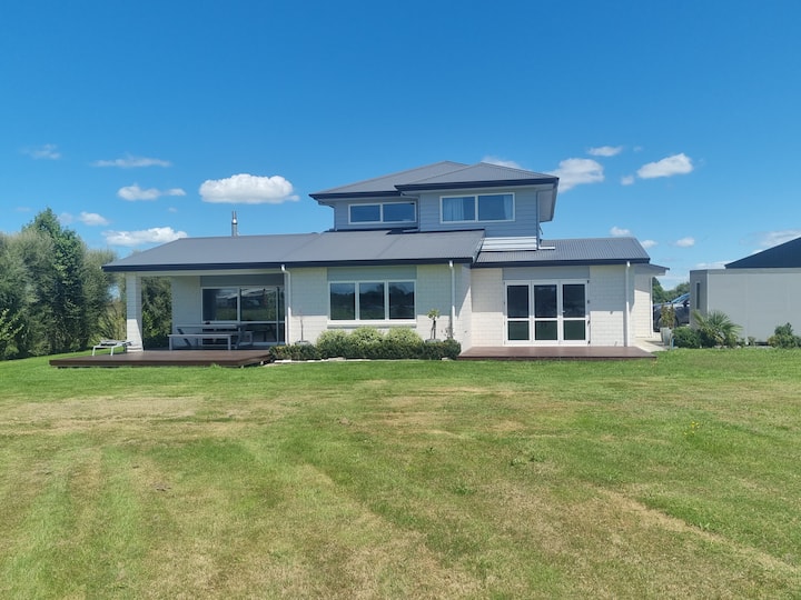 Fraser Town - Napier