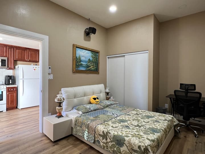 Courtyard Living - Rancho Cucamonga, CA