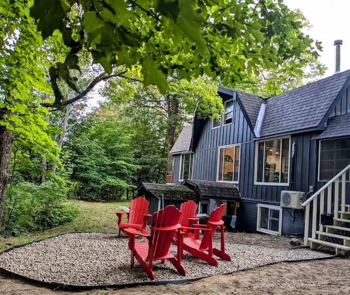 Steps From Ski Hill Or Private Beach - Huntsville