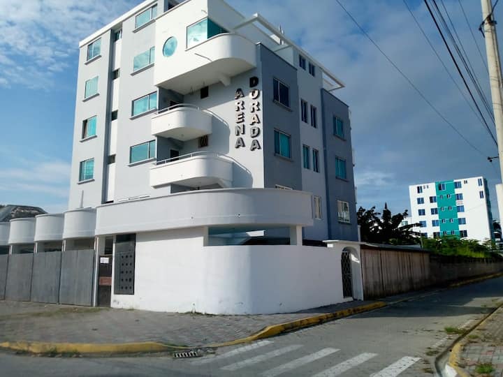 Departamento En Castelnuovo Tonsupa - Atacames