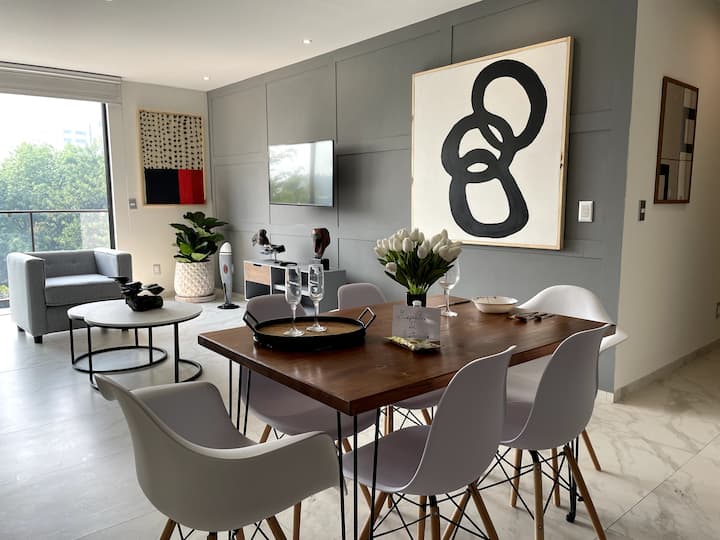 Alto Diseño Con Roofgarden / Limpieza Diaria - Guadalajara